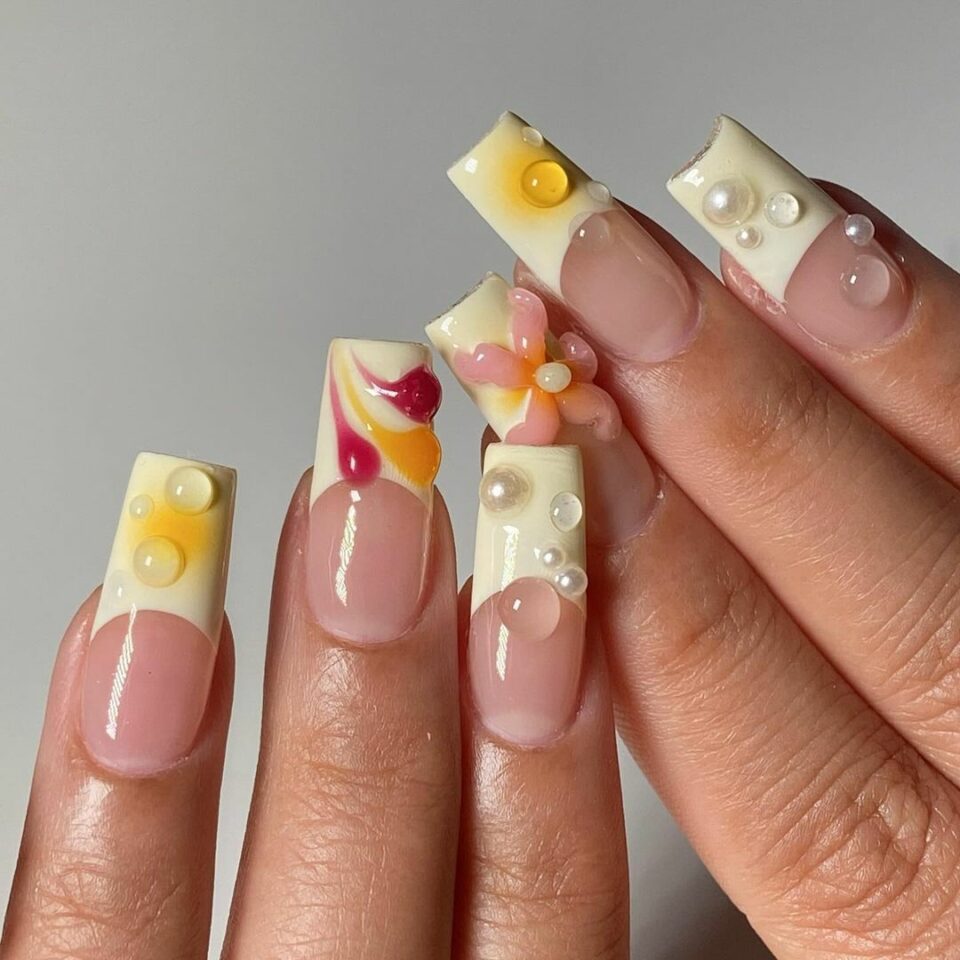 35 Lovely Freestyle Nails To Embrace Your Girlish Nature