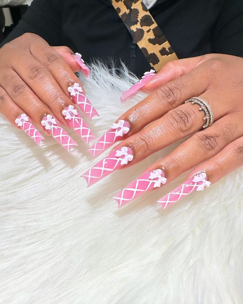 36 Sweet Bubblegum Pink Nails To Enter The World Of Magic