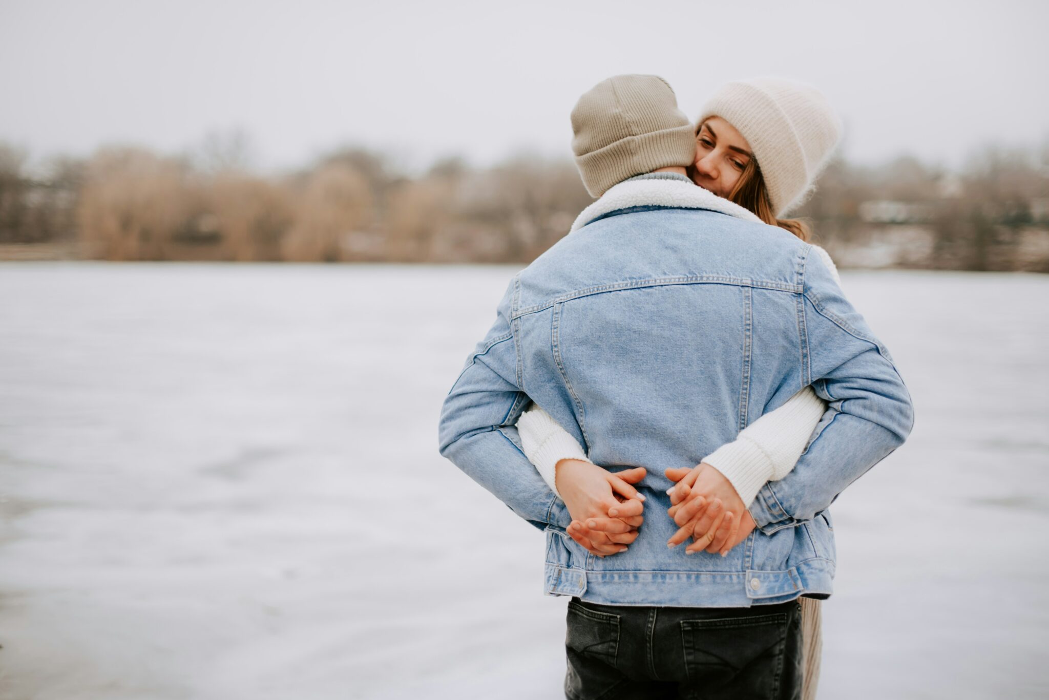 10 Simple Gestures to Make A Man Feel Truly Loved