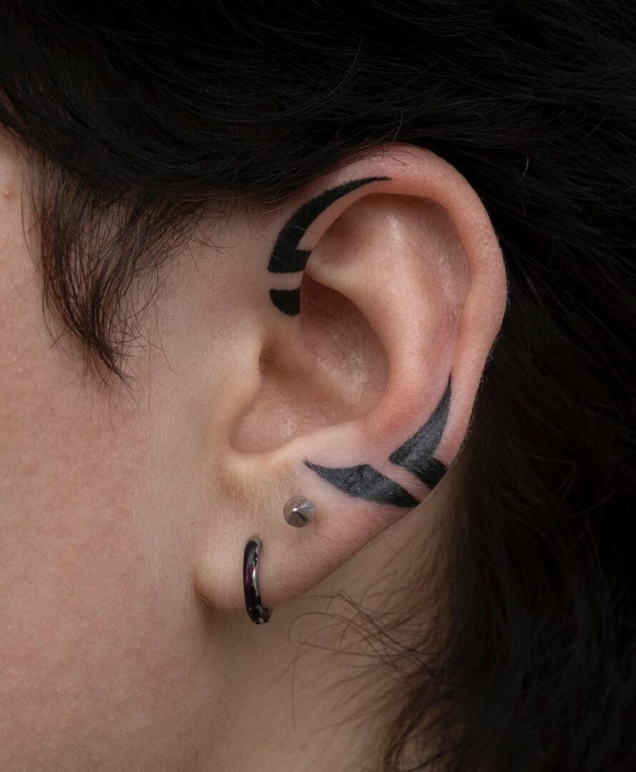 20 Extraordinary Ear Tattoos You Need To Hear About