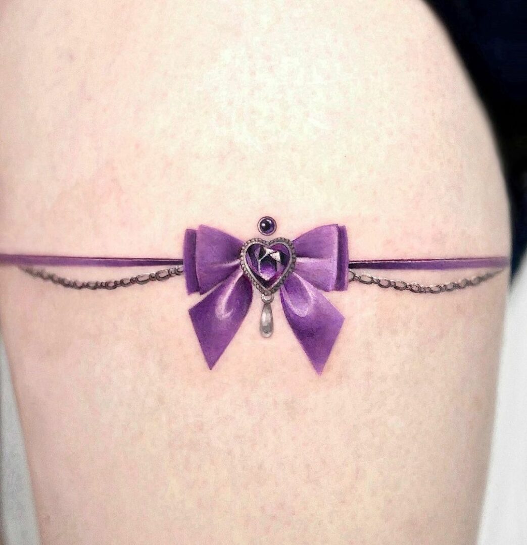 20 Thigh Tattoos For Women That Are Both Flirty And Fierce