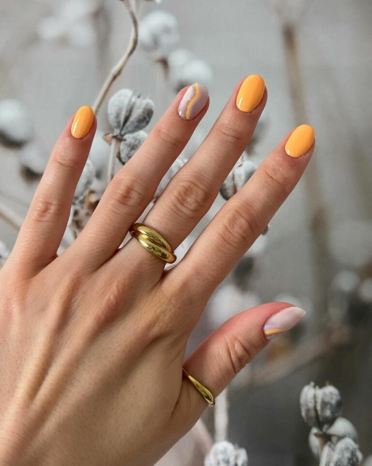 40 Shellac Nail Designs To Take You From Drab To Fab