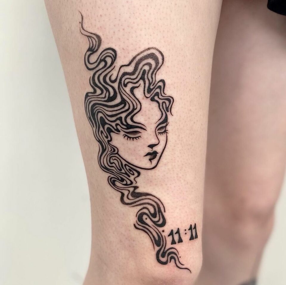 20 Thigh Tattoos For Women That Are Both Flirty And Fierce