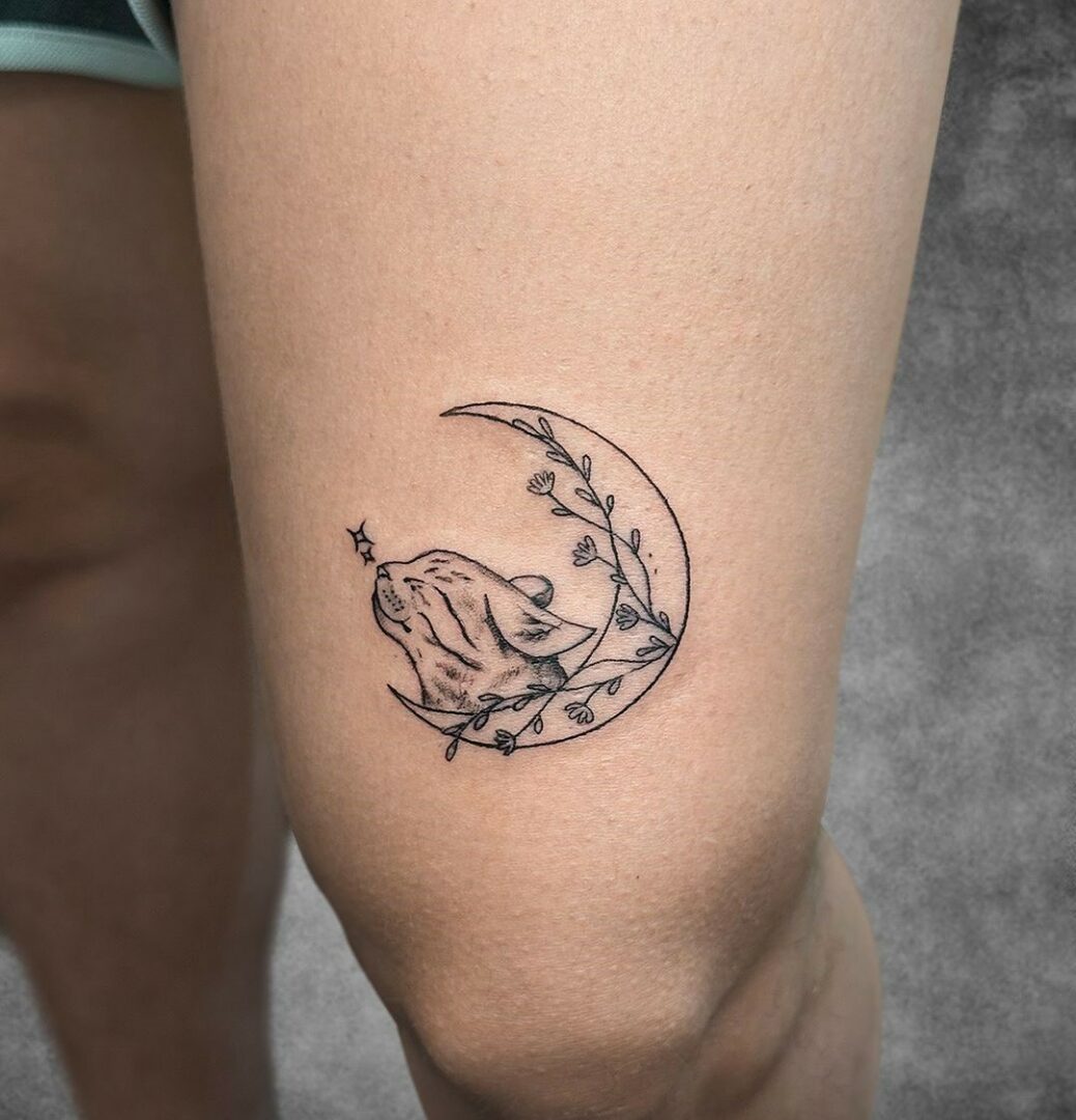 20 Thigh Tattoos For Women That Are Both Flirty And Fierce