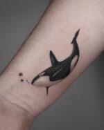 These 24 Wonderful Whale Tattoo Ideas Will Make A Big Splash
