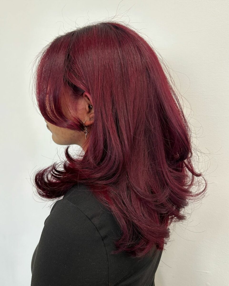 34 Enchanting Cherry Red Hair Ideas That Will Capture Hearts
