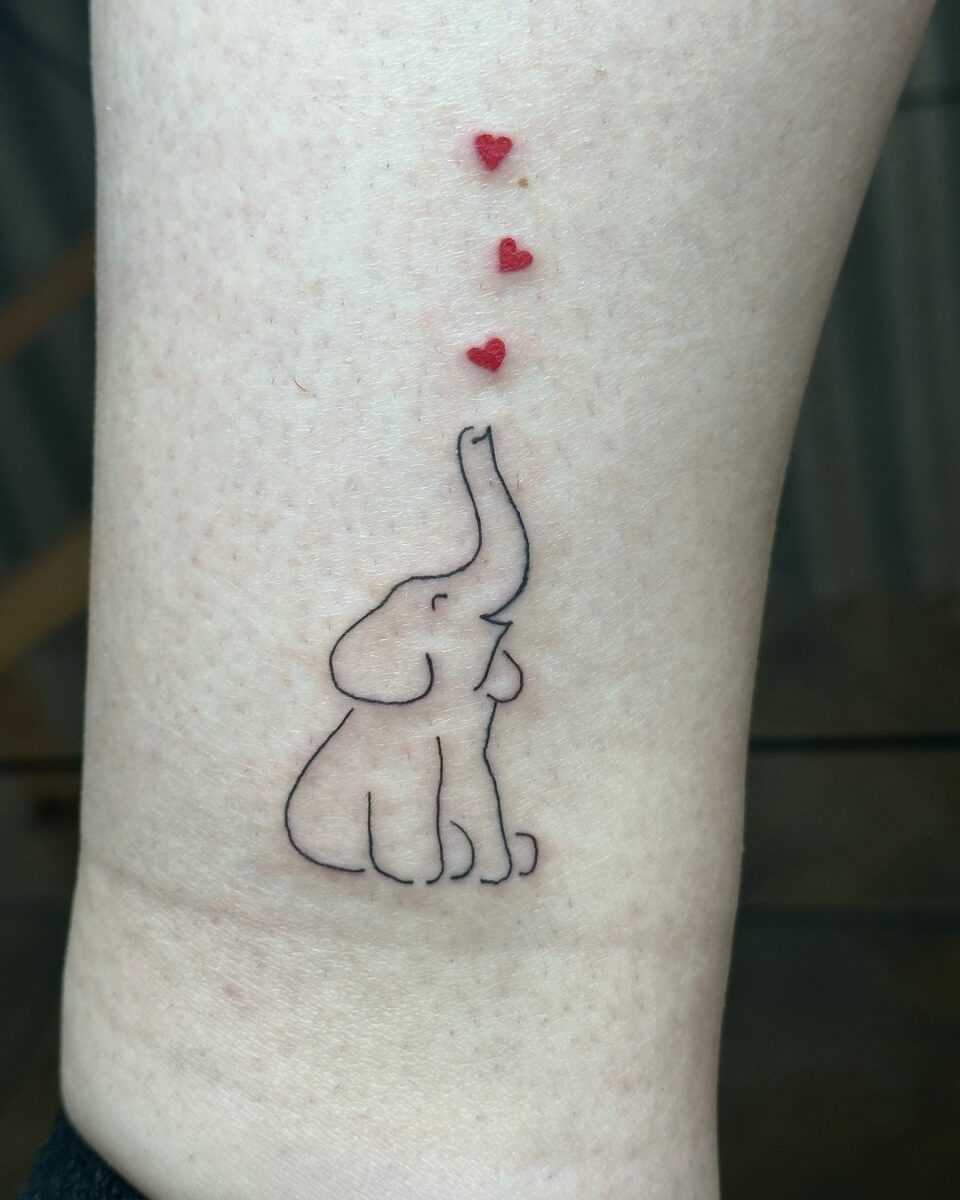 20 Unique Red Ink Tattoos For Passionate Expression