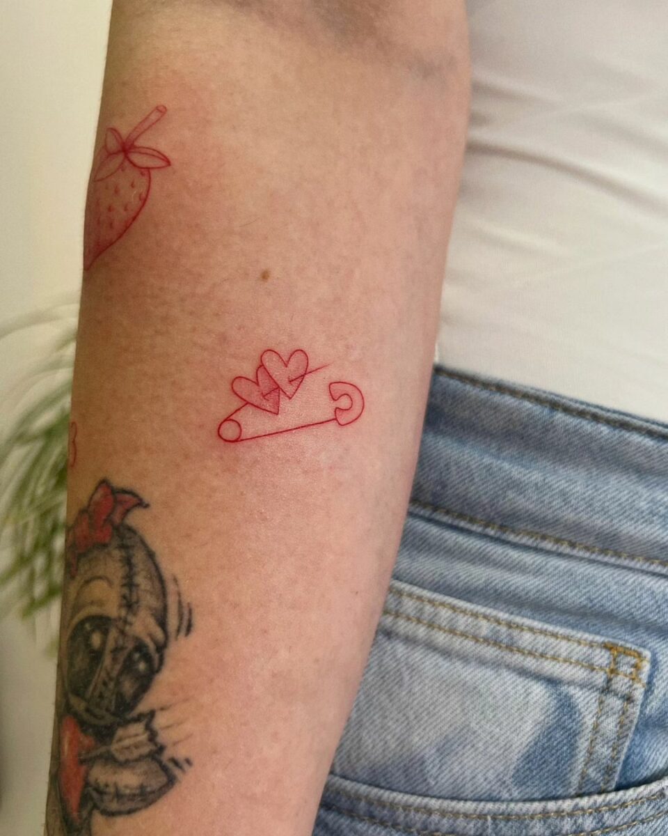 20 Unique Red Ink Tattoos For Passionate Expression