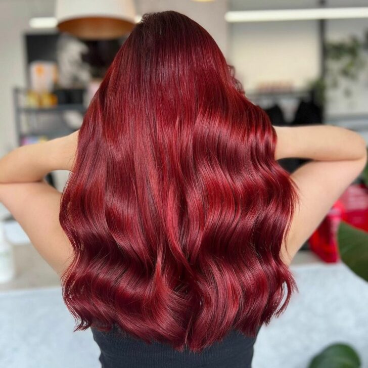 34 Enchanting Cherry Red Hair Ideas That Will Capture Hearts