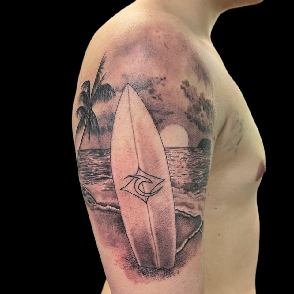 18 Charming Beach Tattoos Celebrating Oceanic Beauty