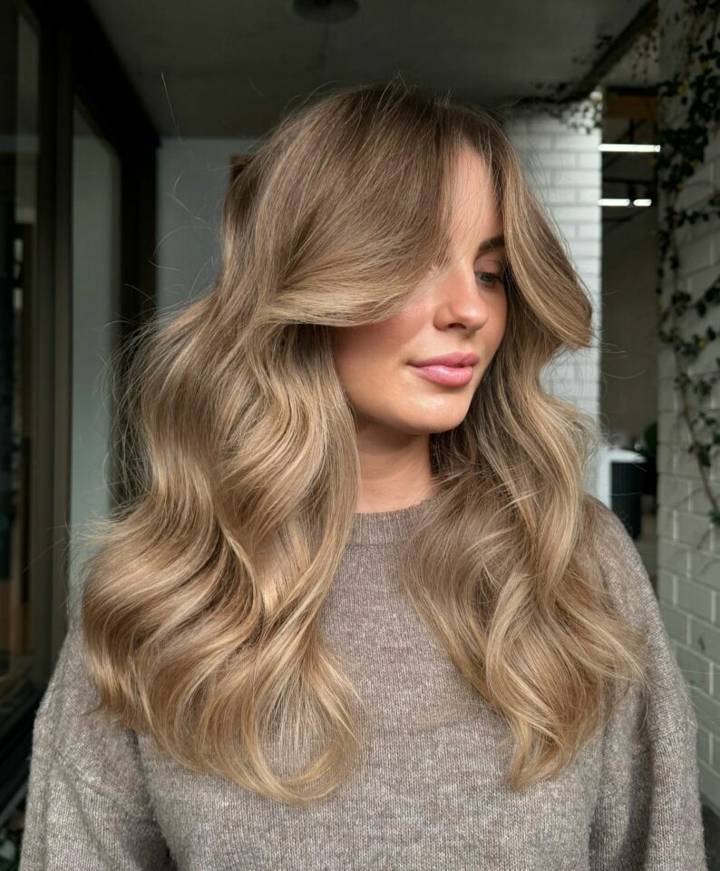 34 Chic Hairstyles With Blonde Highlights To Make You Shine