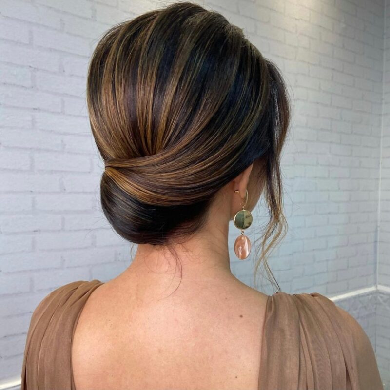 The 40 Most Bun-believable Chignon Hairstyle Ideas