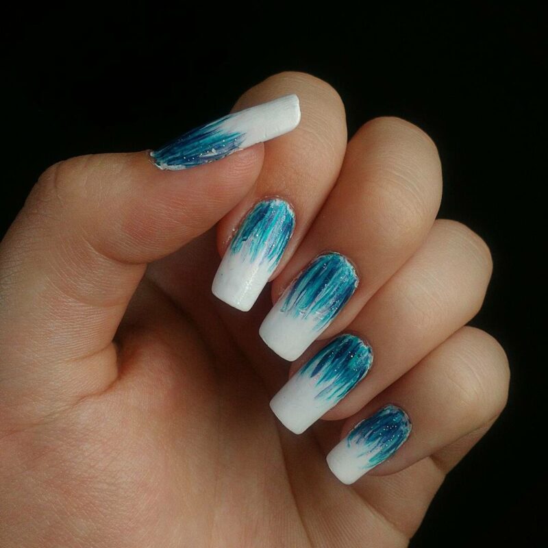 35 Waterfall Nails That Will Make You Drip With Style