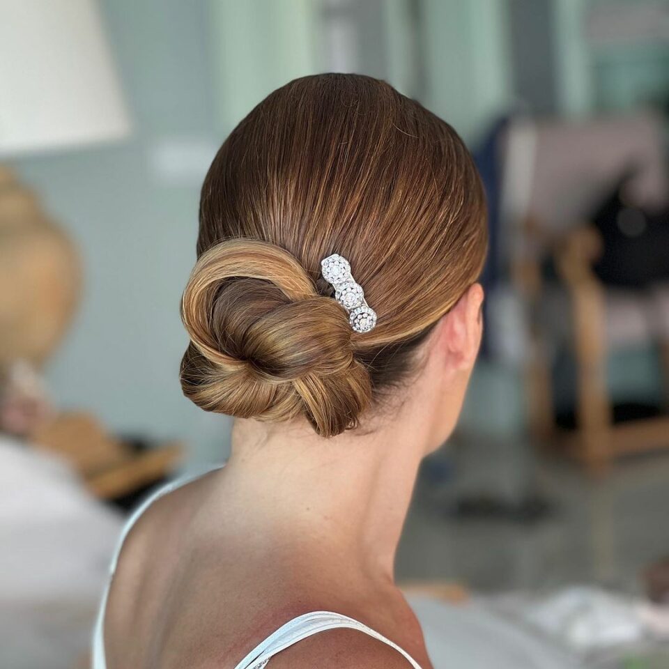The 40 Most Bun-believable Chignon Hairstyle Ideas