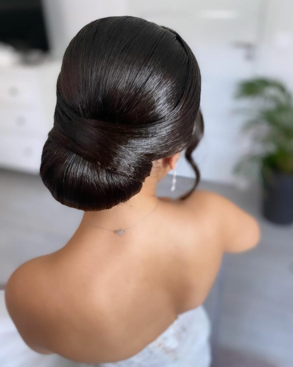 The 40 Most Bun-believable Chignon Hairstyle Ideas