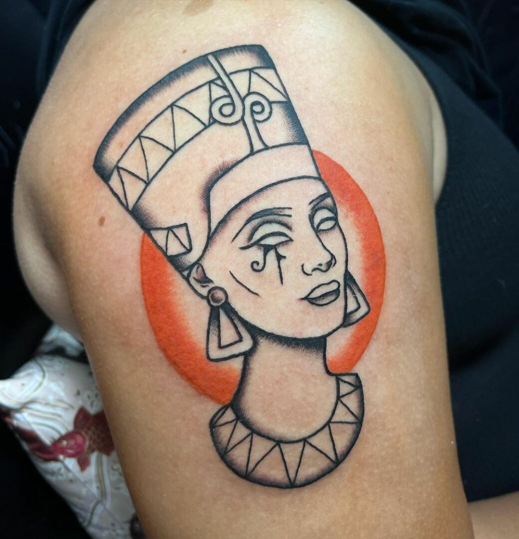 20 Stunning Nefertiti Tattoo Designs That Are Fit For A Queen