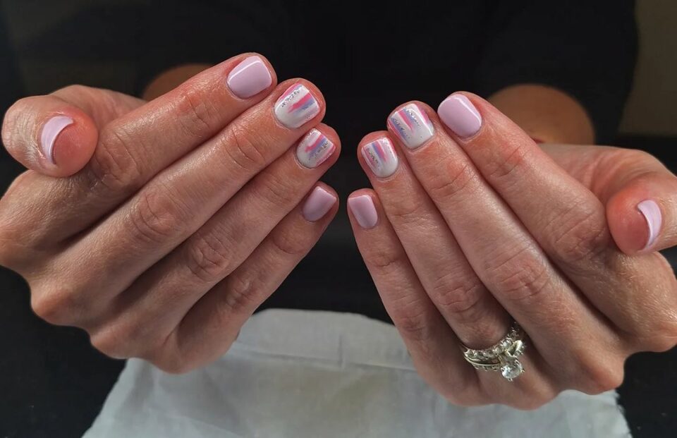 35 Waterfall Nails That Will Make You Drip With Style