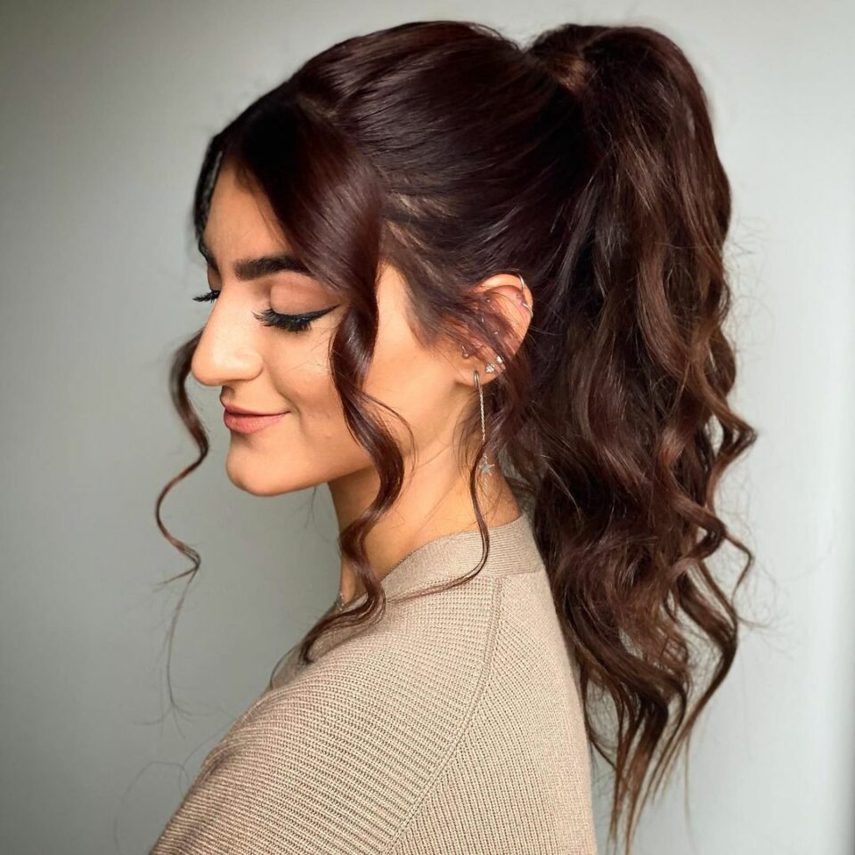40 Messy Ponytail Looks For The Office AND The Dancefloor