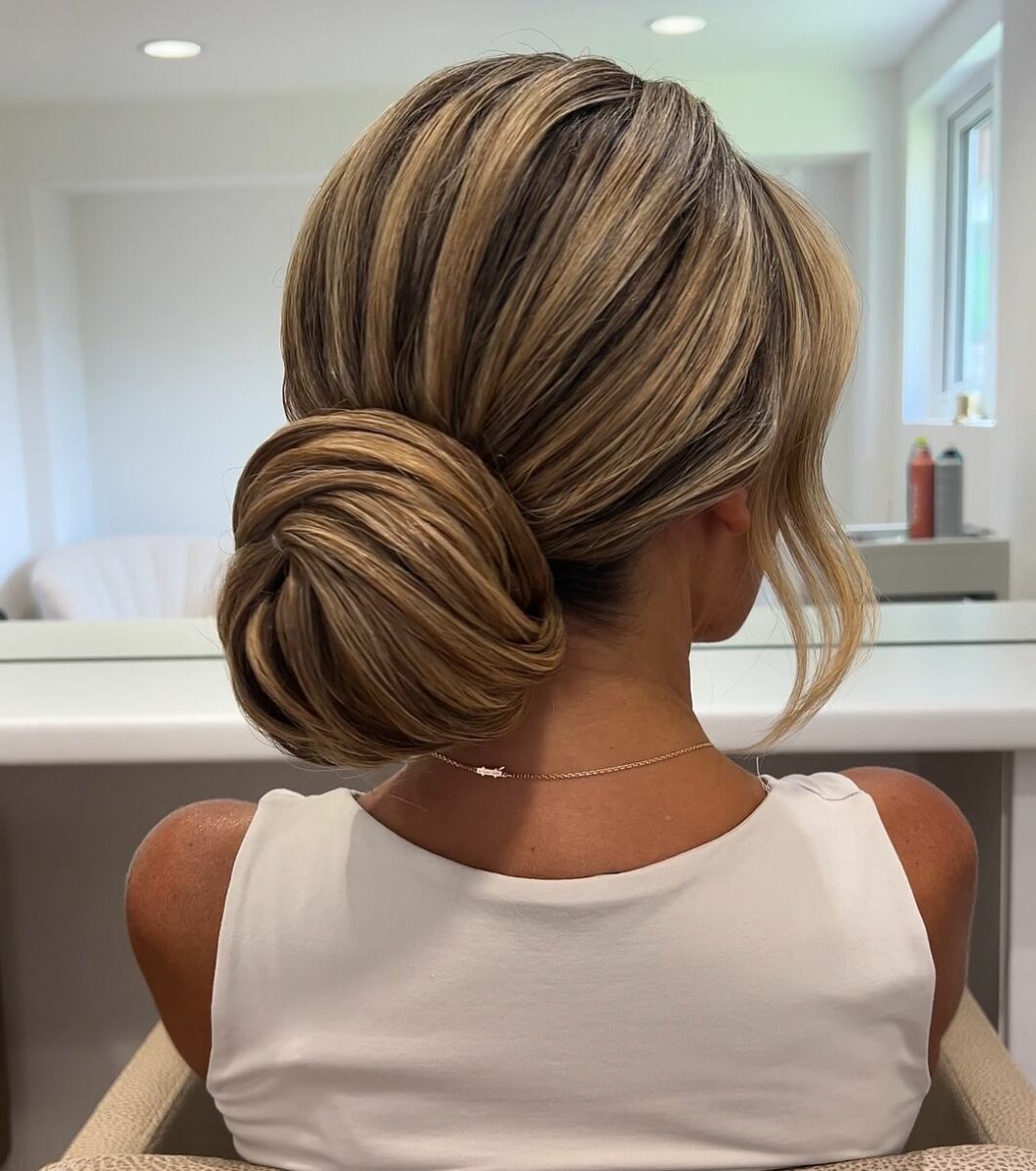 The 40 Most Bun-believable Chignon Hairstyle Ideas