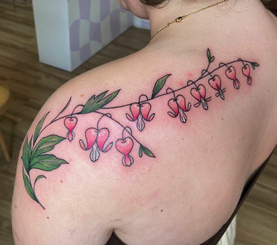 18 Fascinating Bleeding Heart Tattoos For The Love-Stricken
