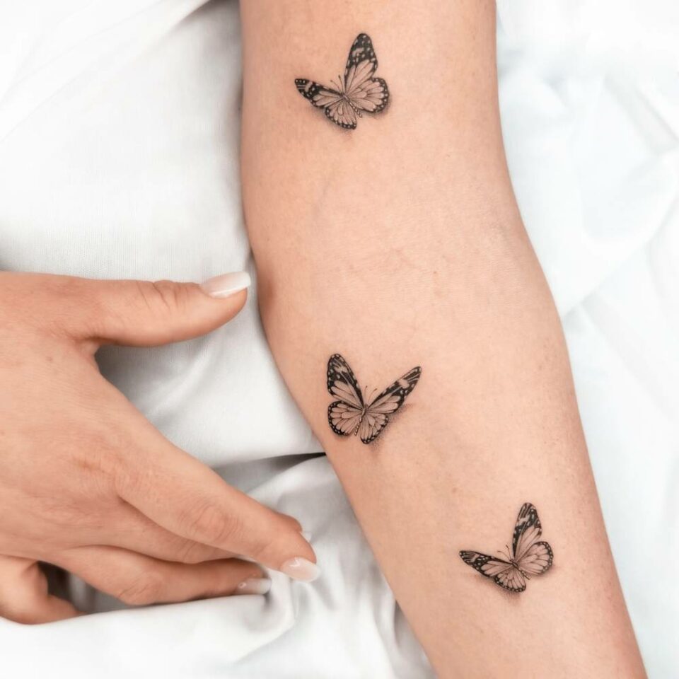 18 Micro-realistic Tattoos: Small Art with Big Impact