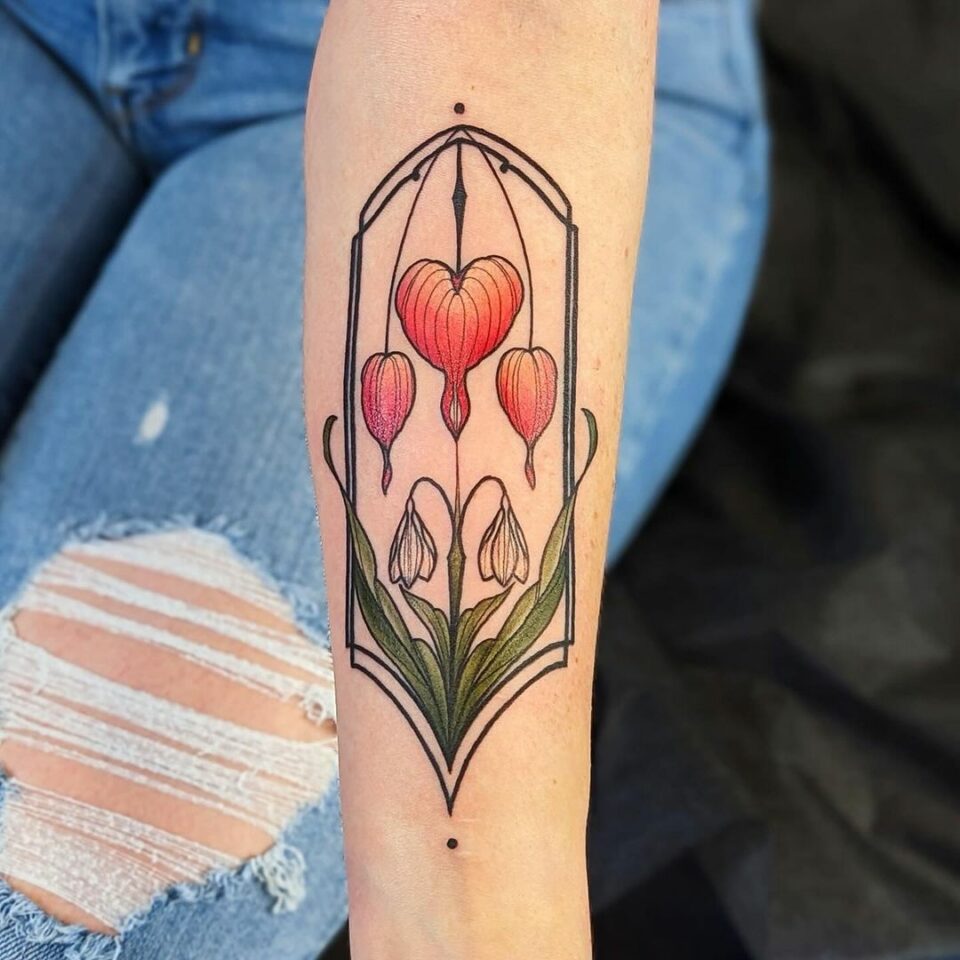 18 Fascinating Bleeding Heart Tattoos For The Love-Stricken