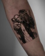 18 Micro-realistic Tattoos: Small Art with Big Impact