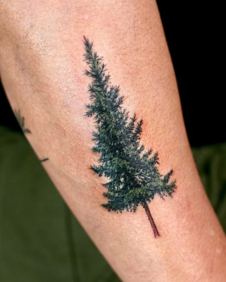 18 Micro-realistic Tattoos: Small Art with Big Impact