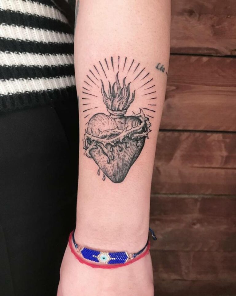 18 Striking Engraving Tattoos To Carve Out Your Style