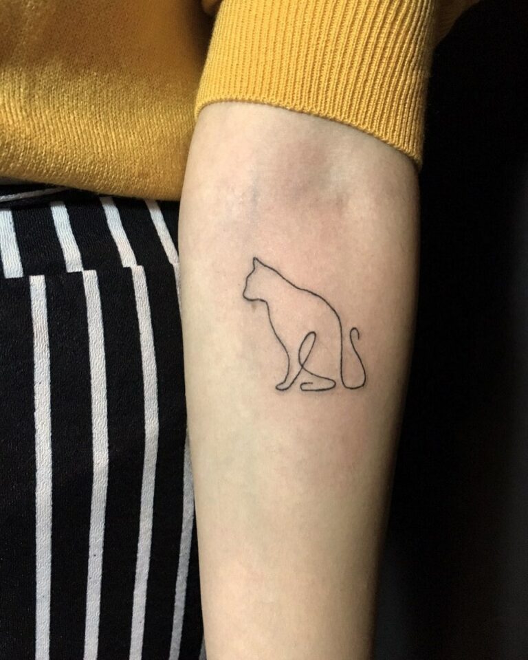 18 Meow-tastic Cat Outline Tattoos To Adore