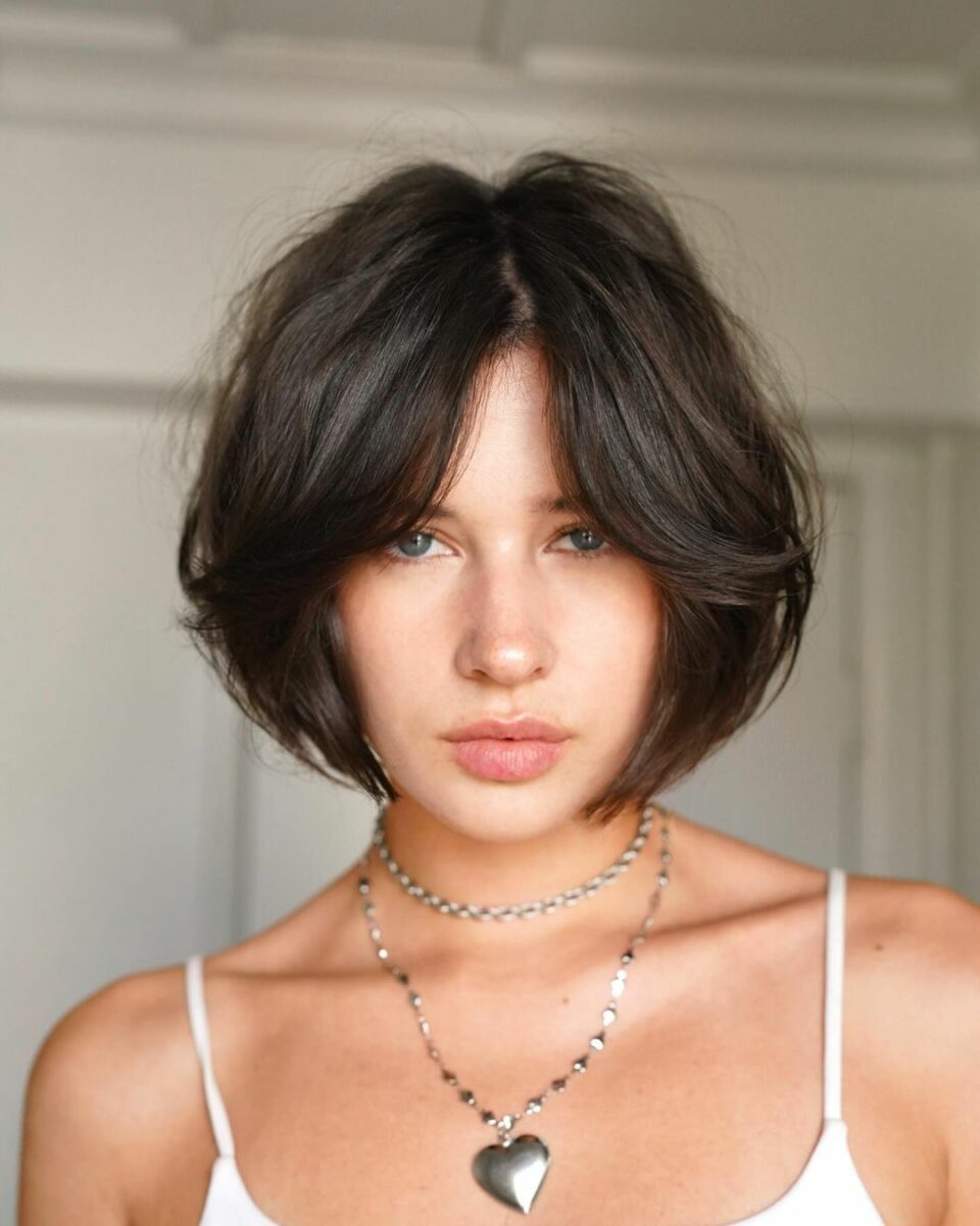 Freshen Up Your Look With These 34 Bob With Side Bangs Ideas