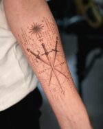 20 Intriguing Graphic Tattoos For Those Who Dare To Stand Out