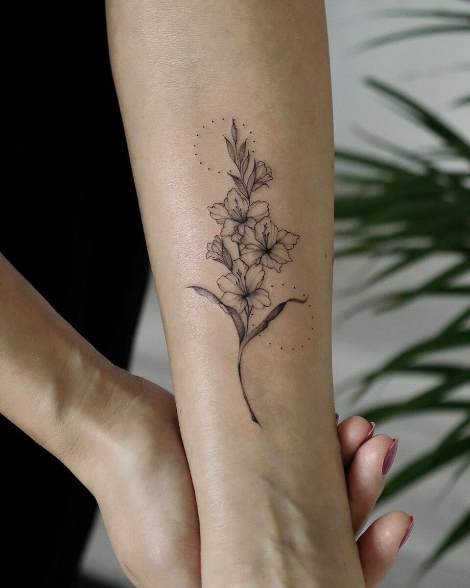 20 Gladiolus Flower Tattoo Designs That Will Bloom on Your Skin