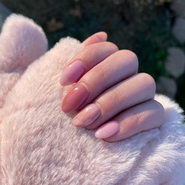 33 Elegant And Fun Light Pink Nail Ideas You Need To Try