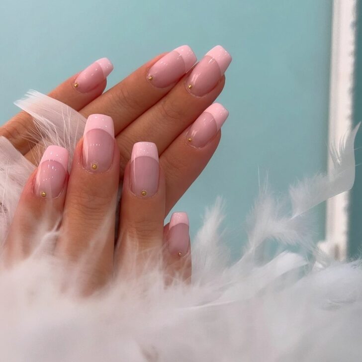 33 Elegant And Fun Light Pink Nail Ideas You Need To Try