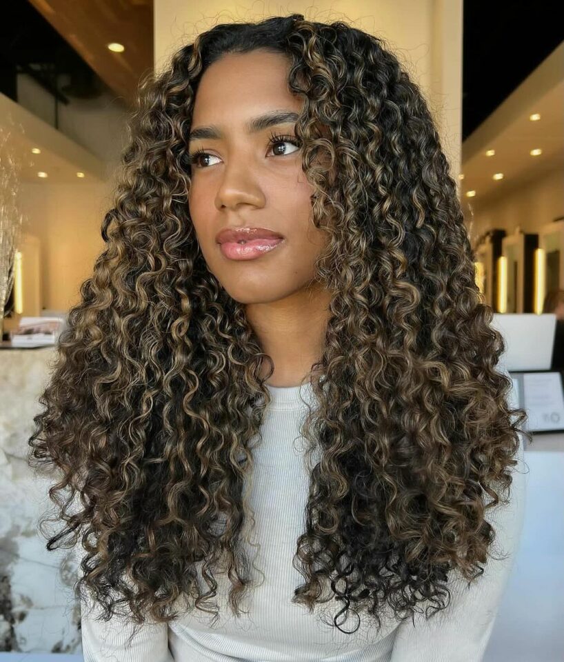 40 Curly Balayage Hair Ideas That Will Curl Your Toes