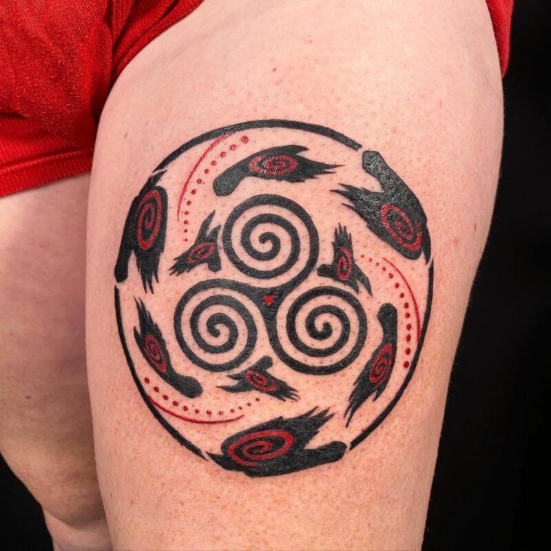 18 Unique Triskelion Tattoos To Make You Feel Inspired
