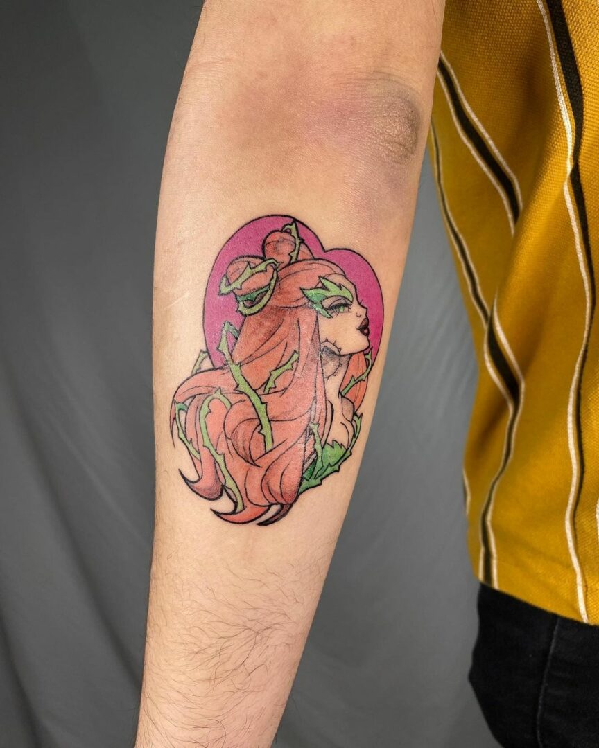 20 Stunning Poison Ivy Tattoo Ideas To Express Your Wild Side