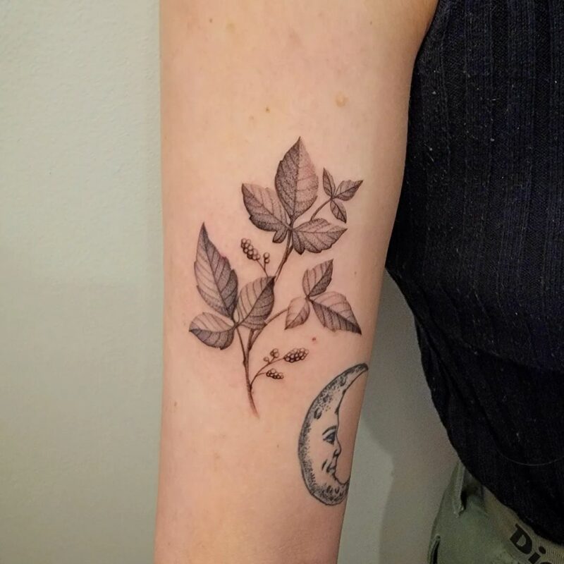 20 Stunning Poison Ivy Tattoo Ideas To Express Your Wild Side
