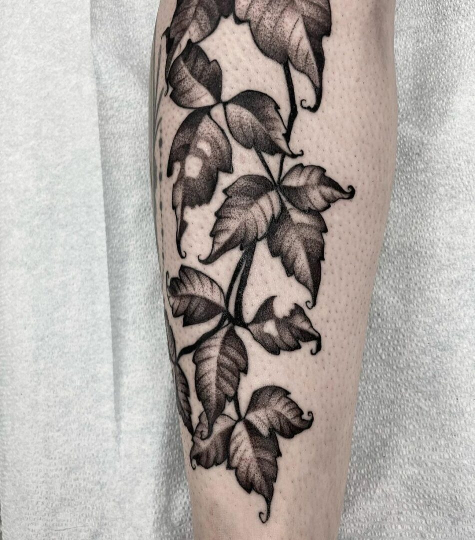 20 Stunning Poison Ivy Tattoo Ideas To Express Your Wild Side