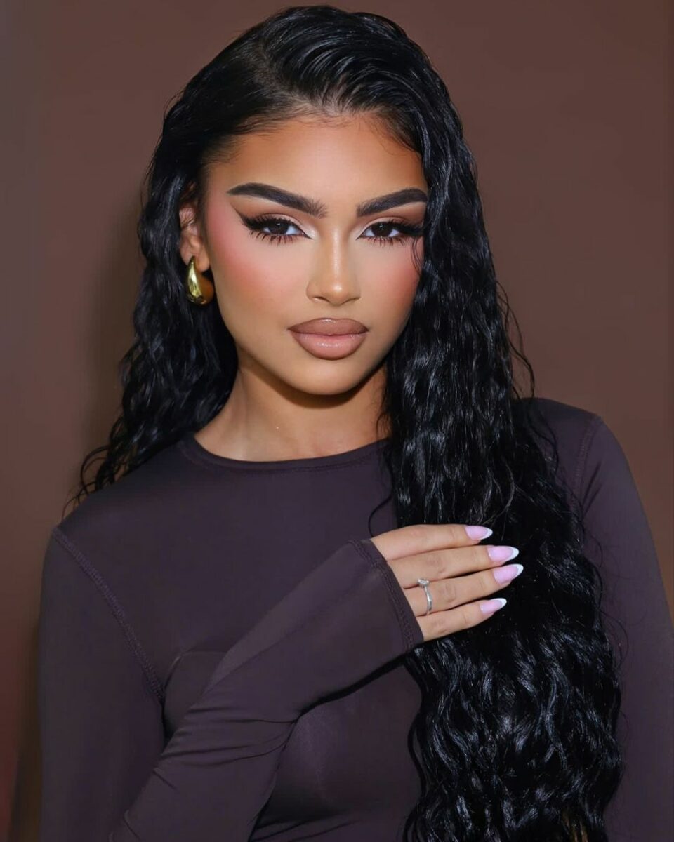 33 Chicest Black Hair Colors And Styles To Blow You Away