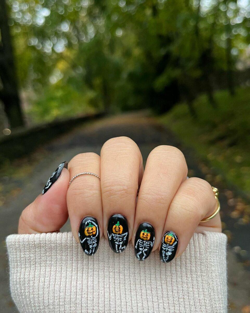 35 Creative Nail Ideas For October To Perfect Your Fall Vibe