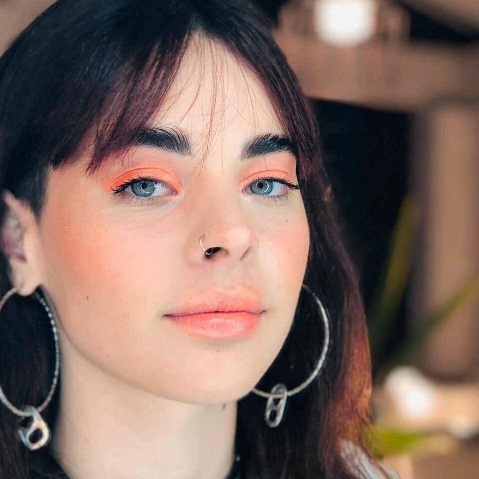 40 Looks That Prove The Monochrome Makeup Trend Is A Must-Try