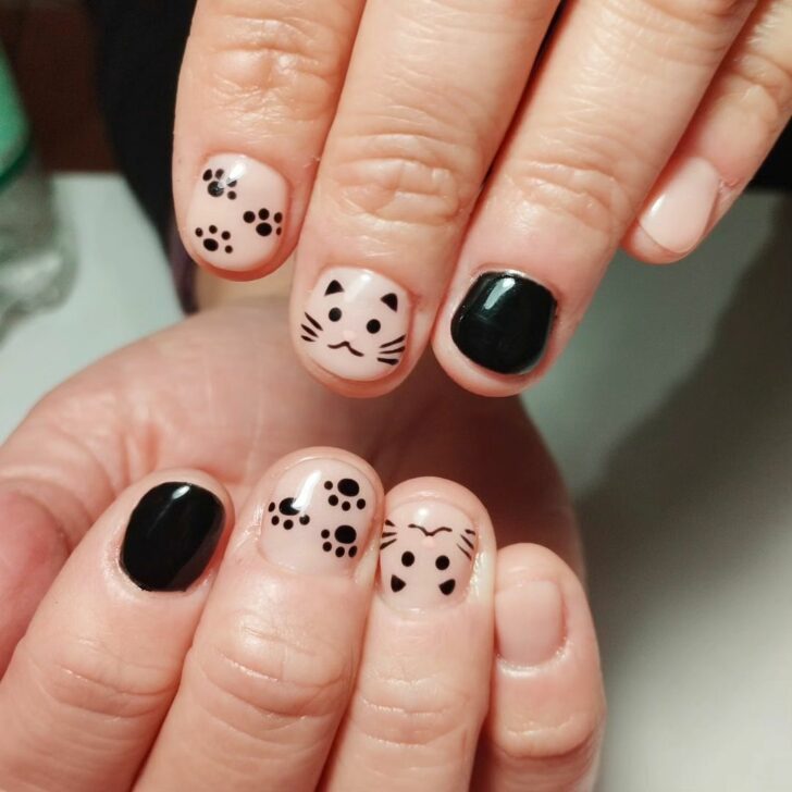 31 Purrfectly Cute Cat-Themed Nail Designs