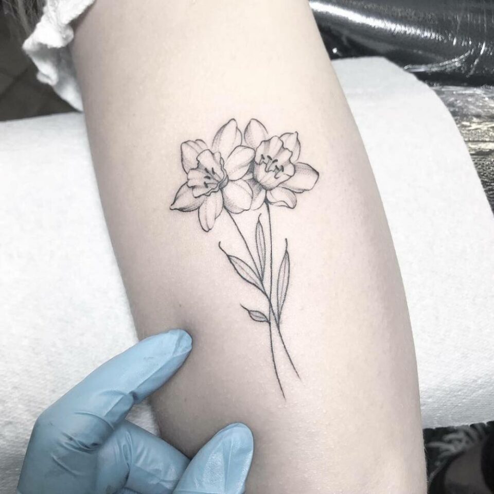 20 Gorgeous March Birth Flower Tattoo Designs