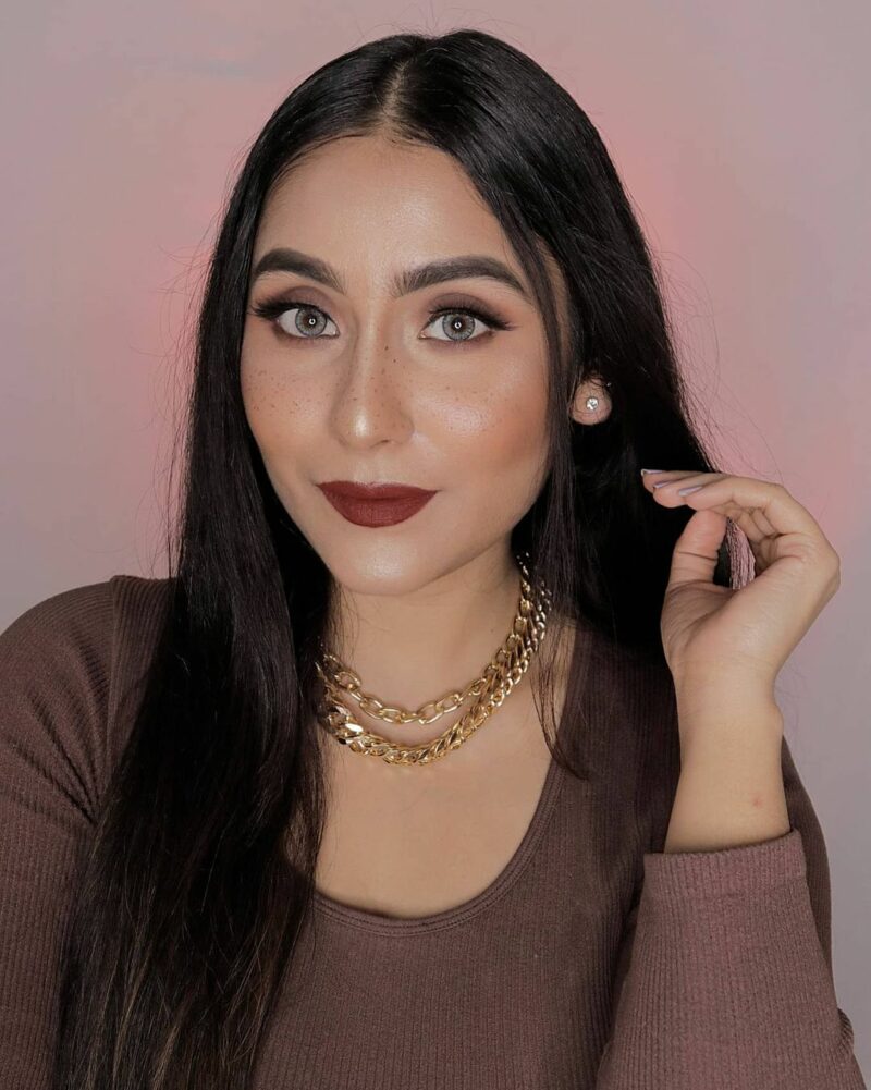 40 Looks That Prove The Monochrome Makeup Trend Is A Must-Try