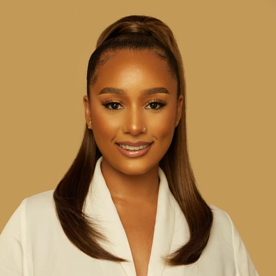 40 Straight Ponytail Hairstyles That Prove Sleek Is Always In Style