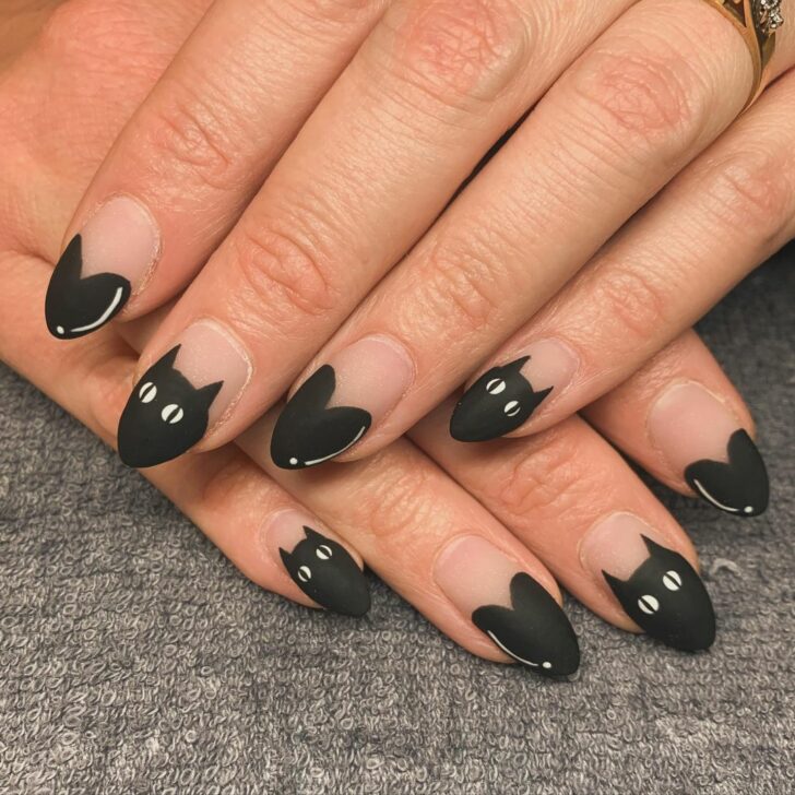 31 Purrfectly Cute Cat-Themed Nail Designs