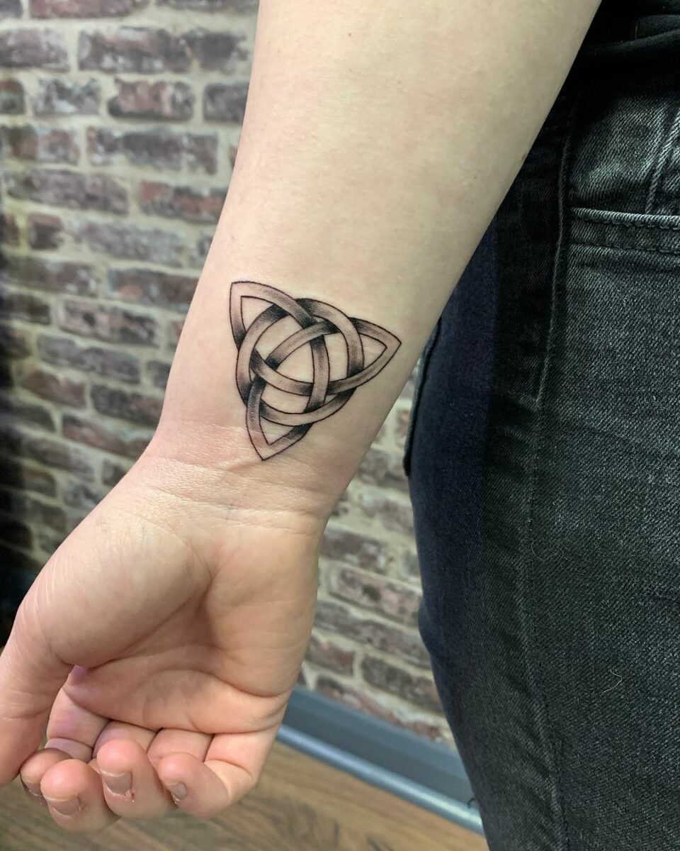 Get Tangled In These 20 Incredible Celtic Knot Tattoos