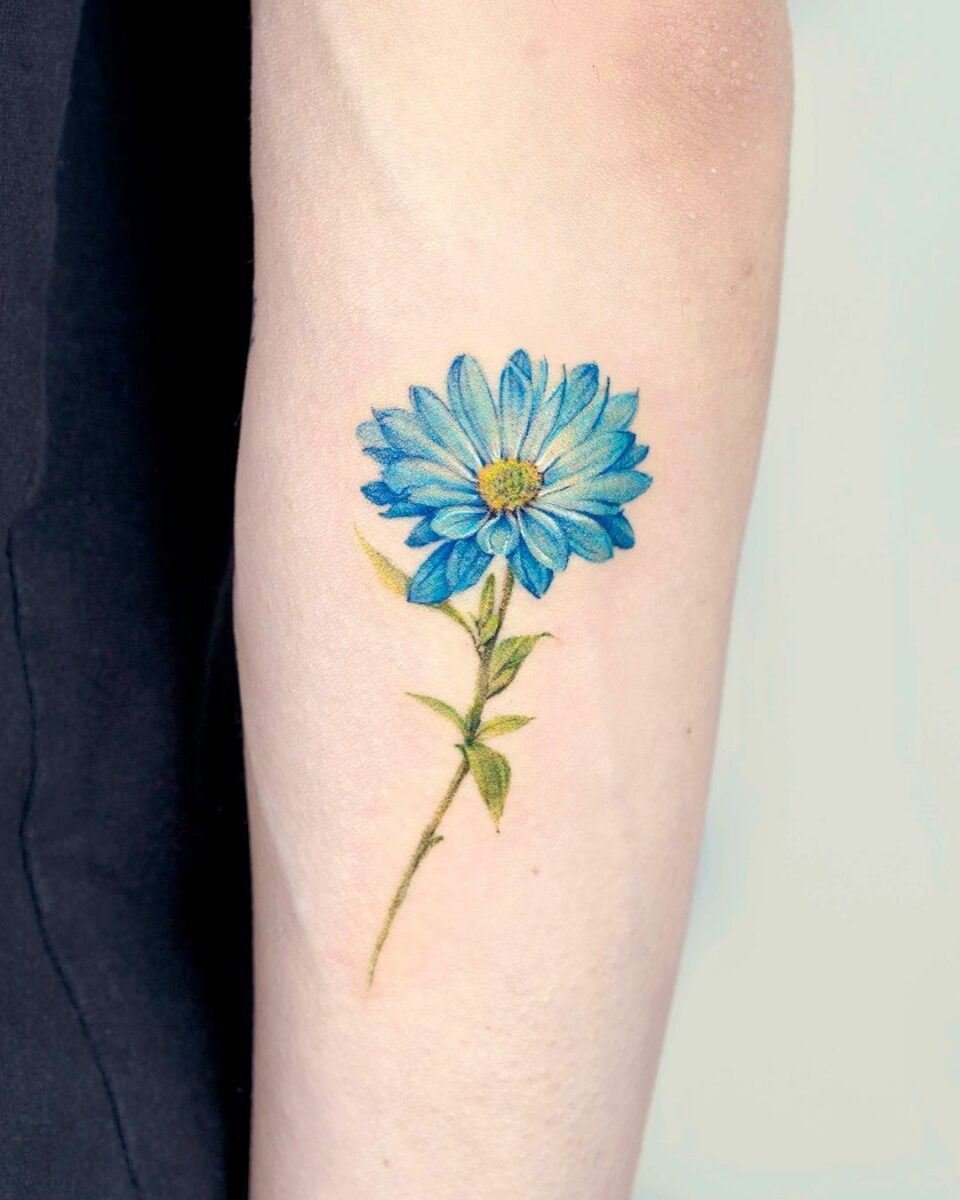 19 Beautiful April Birth Flower Tattoo Ideas to Tell Your Story